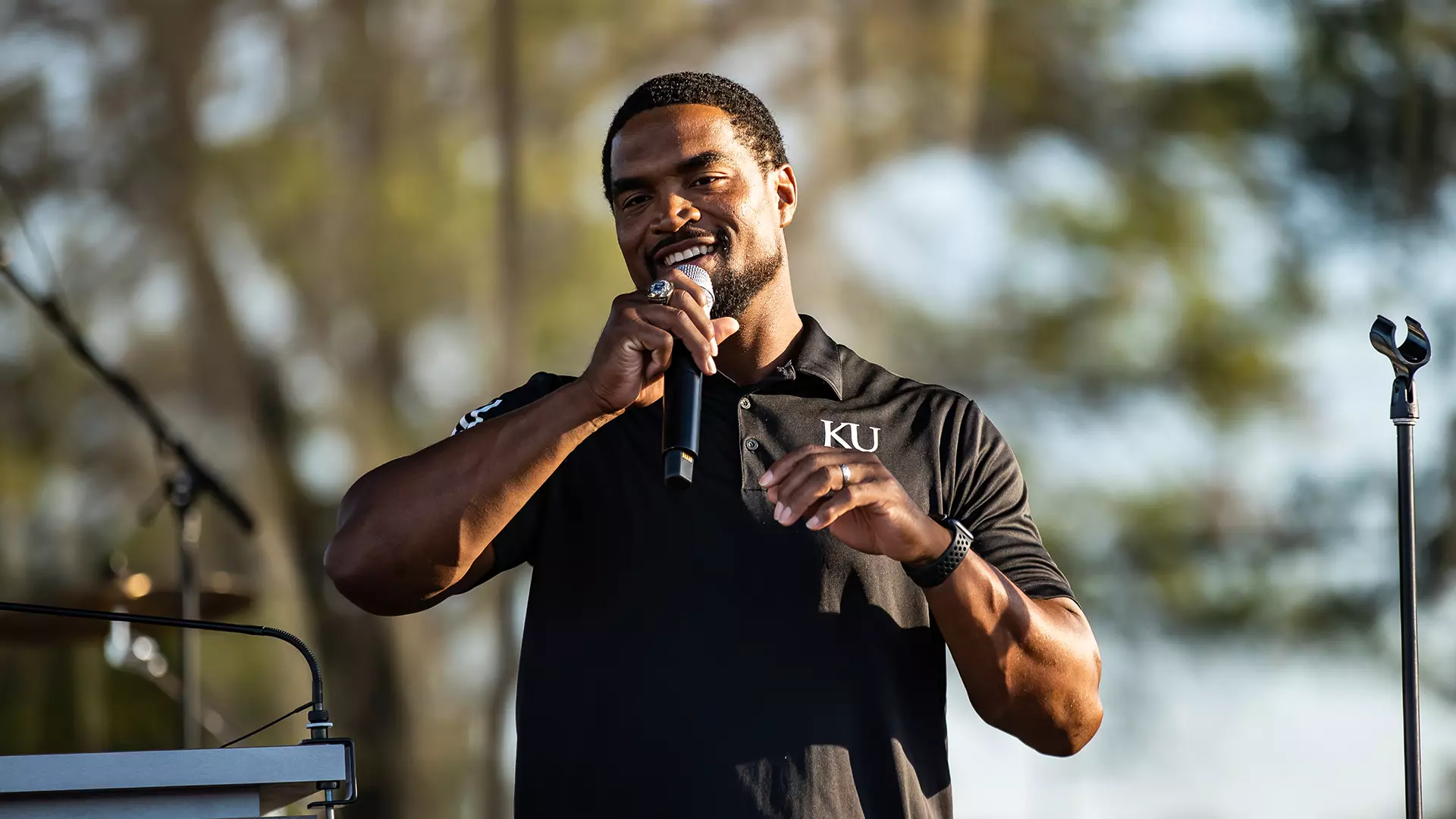 Former Pro Bowl safety Darrell Stuckey helping college players prepare ...