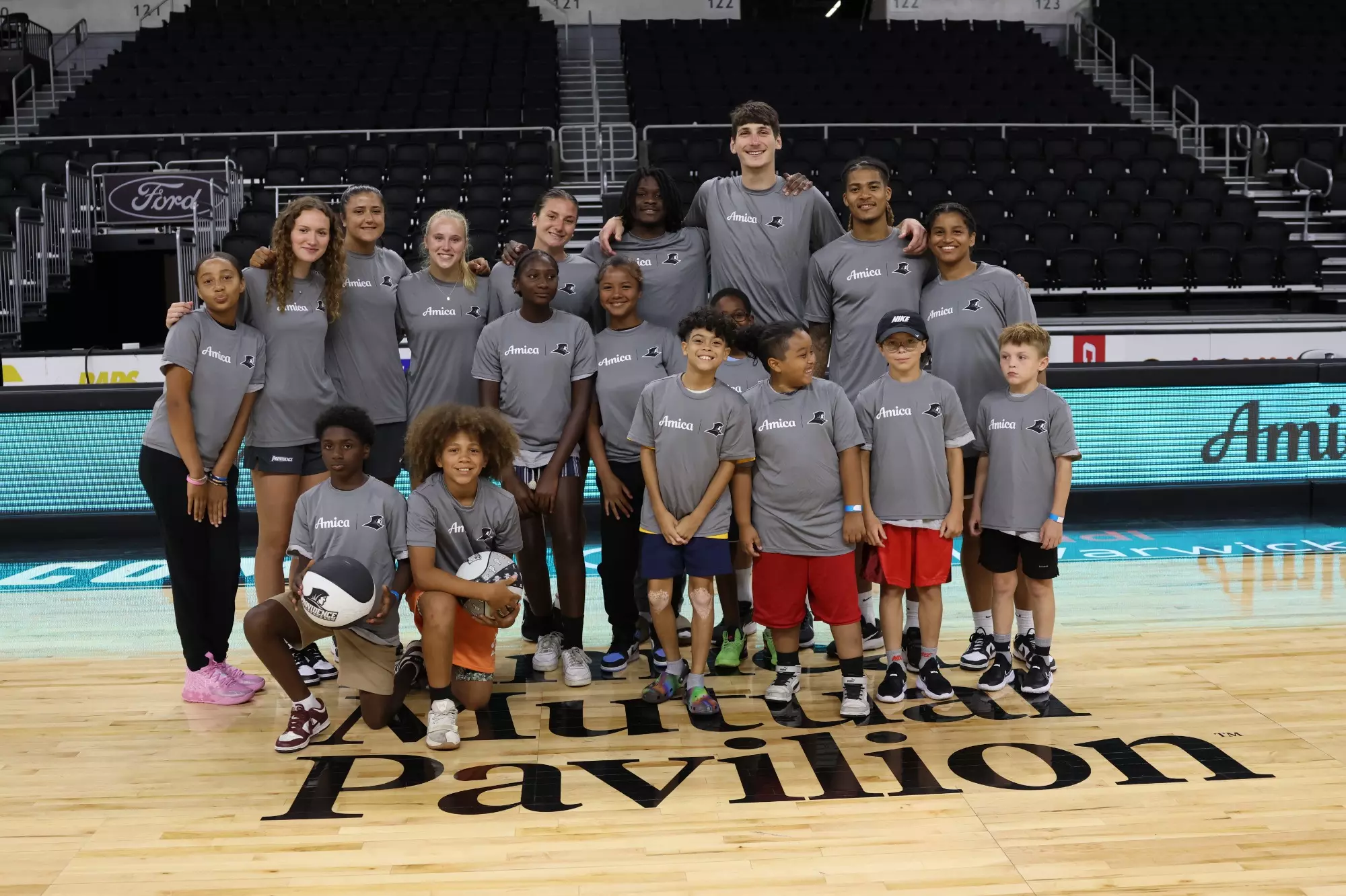 Friars Basketball Team Up With The Providence Recreation Department To ...