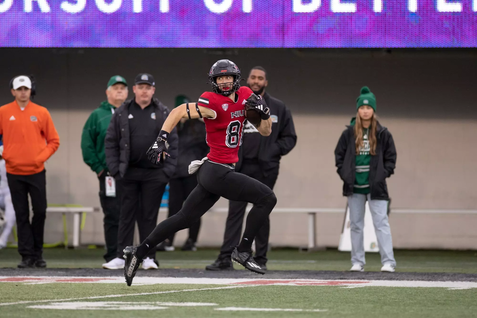 Grayson Barnes - Football - NIU Athletics