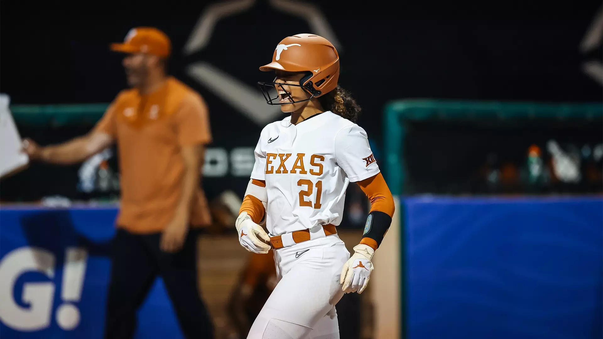 Kayden Henry - Softball - University of Texas Athletics
