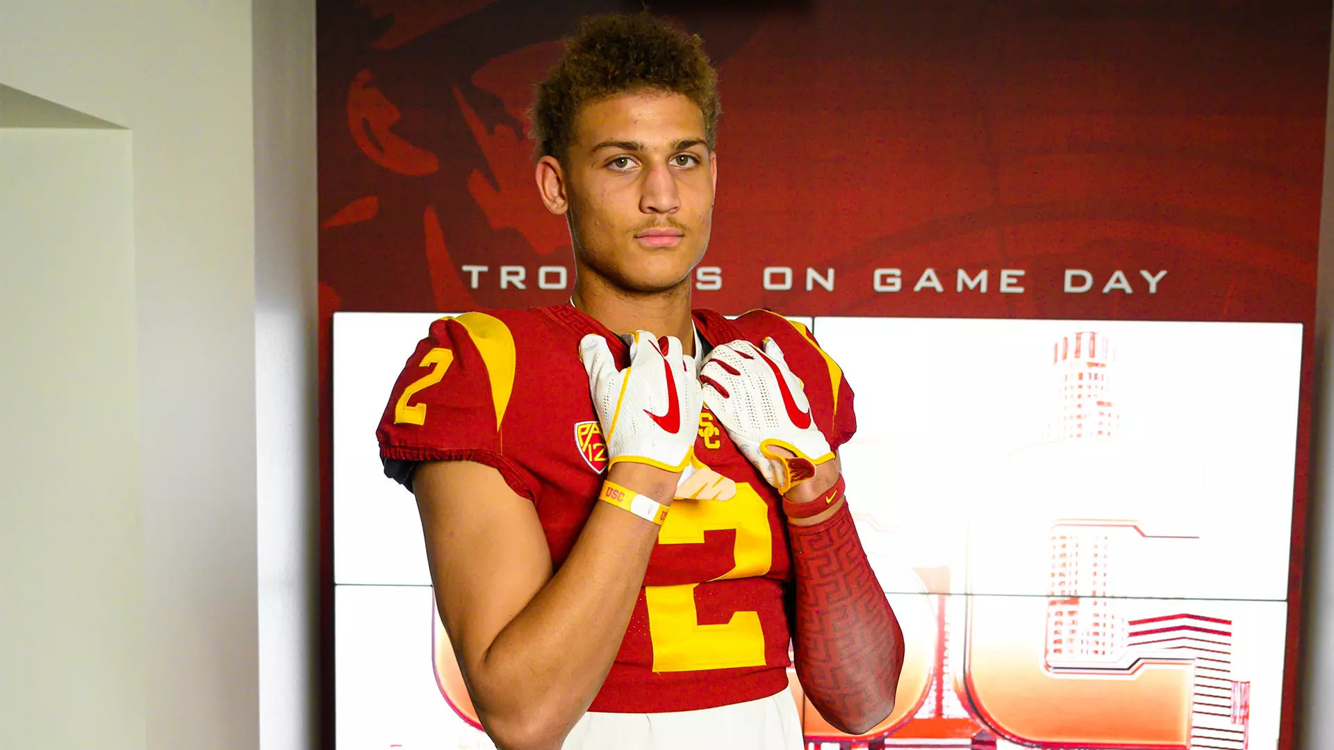 Duce Robinson Signs With USC Football - USC Athletics