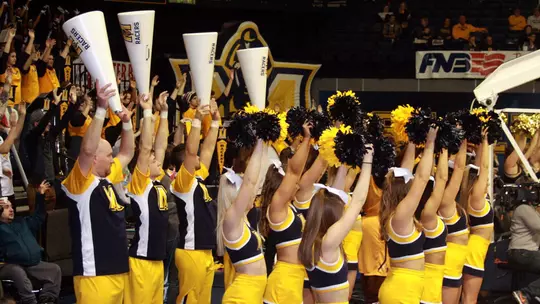 Cheerleading - Murray State University Athletics