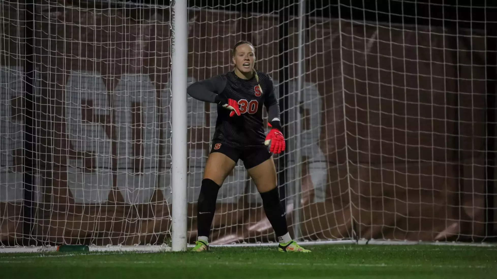 Vanderbosch Posts 16 Saves, Orange Edged By #3 FSU, 3-2 - Syracuse ...