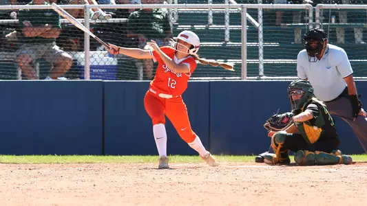 Laila Morales-Alves - Softball - Syracuse University Athletics