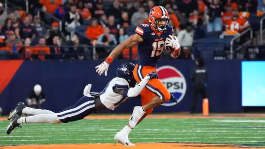 Oronde Gadsden II - Football - Syracuse University Athletics