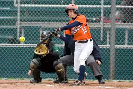 Kelly Saco - Softball - Syracuse University Athletics