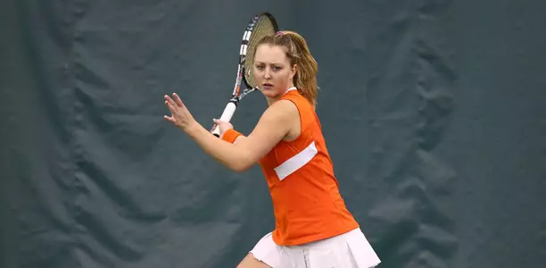 Gabriela Knutson - Tennis - Syracuse University Athletics