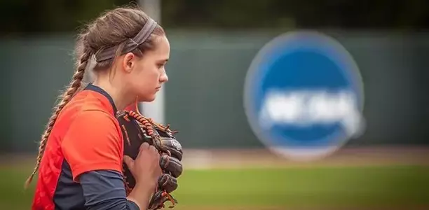 Hannah Dossett - Softball - Syracuse University Athletics