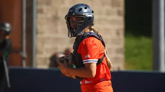 Laila Morales-Alves - Softball - Syracuse University Athletics