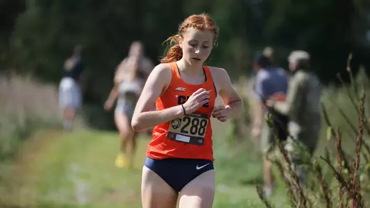 Laura Dickinson - Cross Country - Syracuse University Athletics