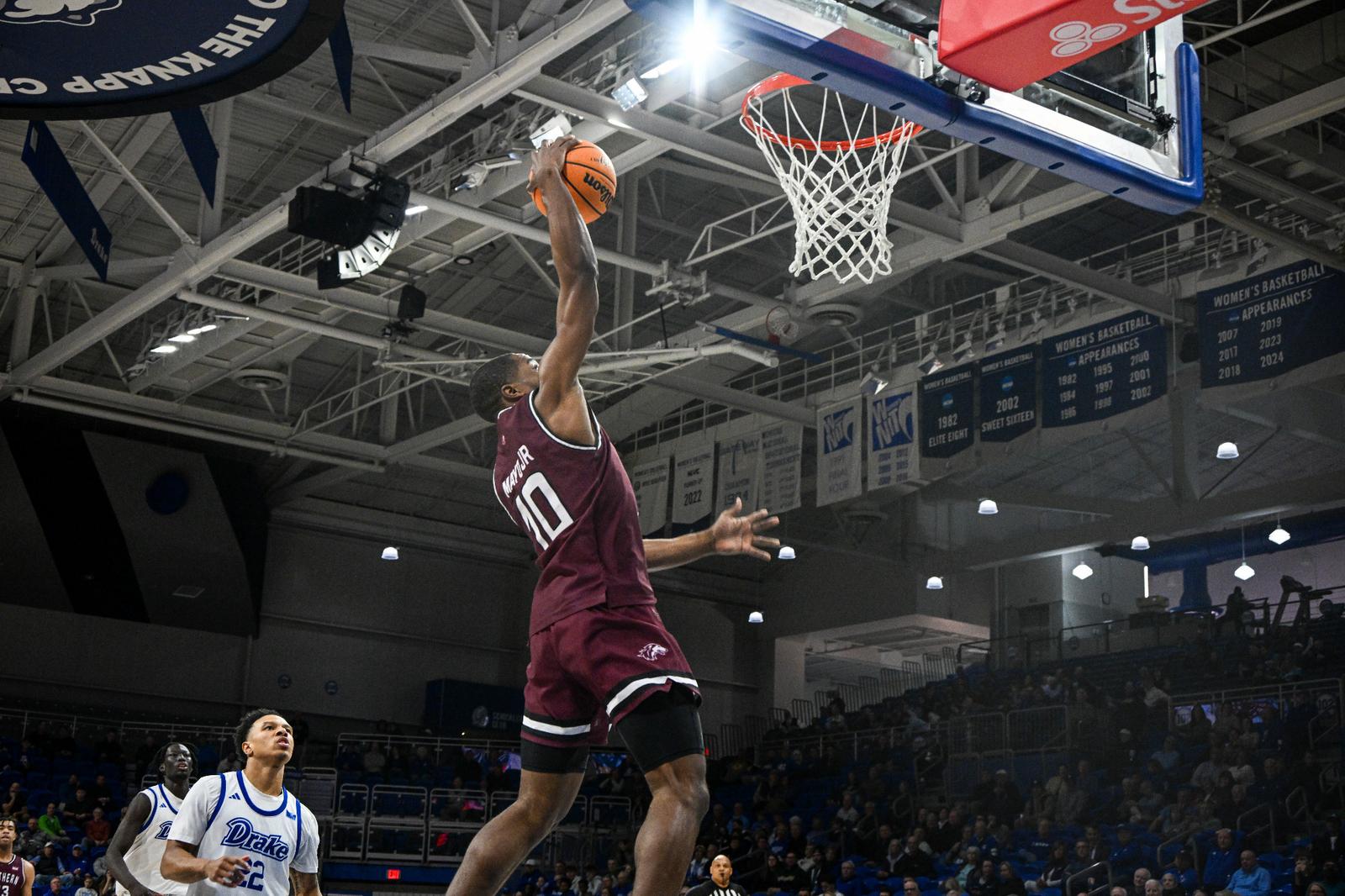 Mayo's Hot Shooting Helps Dawgs Flip the Script in Win at Drake ...