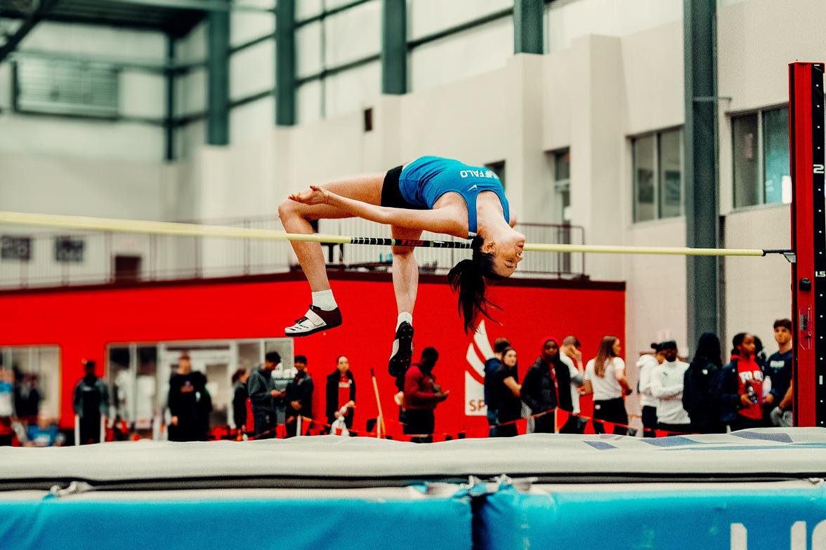 Track & Field Opens Indoor Season at Houghton With 12 Event Wins ...