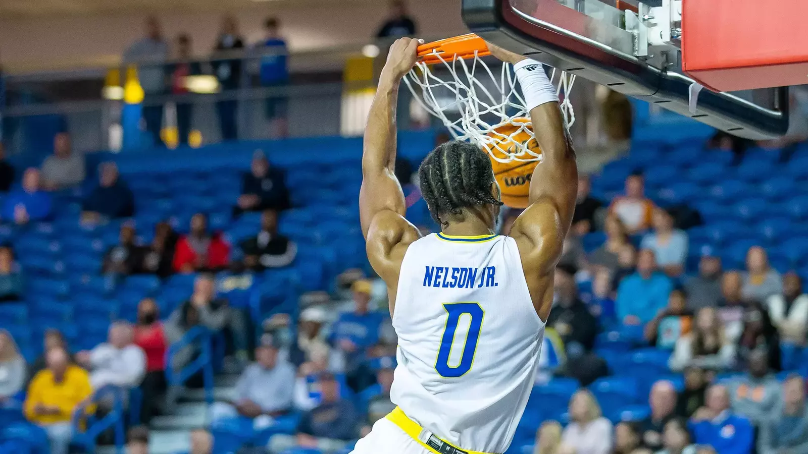 Nelson Jr. Scores 30 as Men’s Basketball Wins Third Straight ...