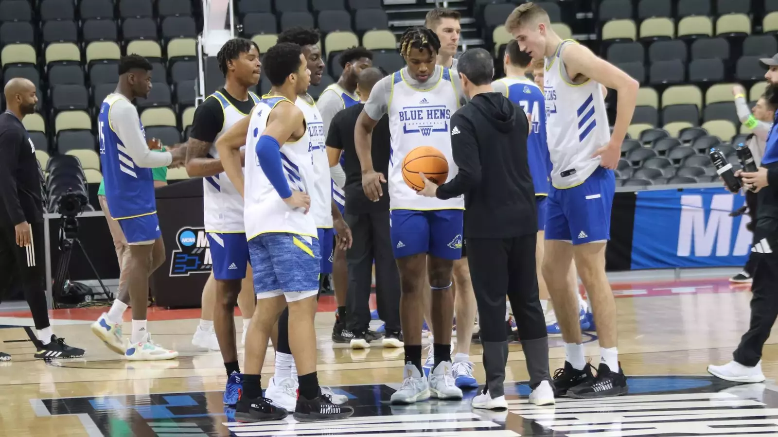 Men’s Basketball to Take on Duke at Cameron Indoor - University of ...