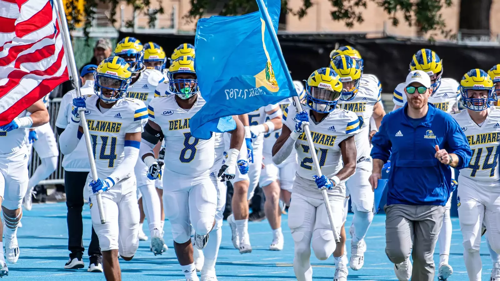 Football Climbs to No. 5/6 Nationally - University of Delaware Athletics