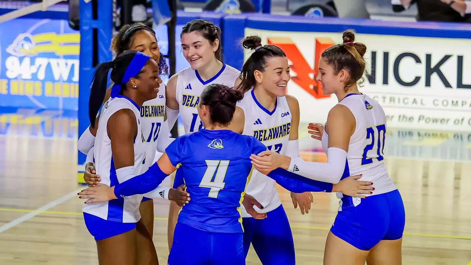 Volleyball Sweeps Elon, Extends Winning Streak To 12 - University of ...