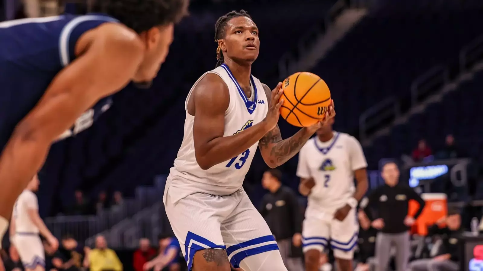 Davis Named CAA Player of the Week - University of Delaware Athletics