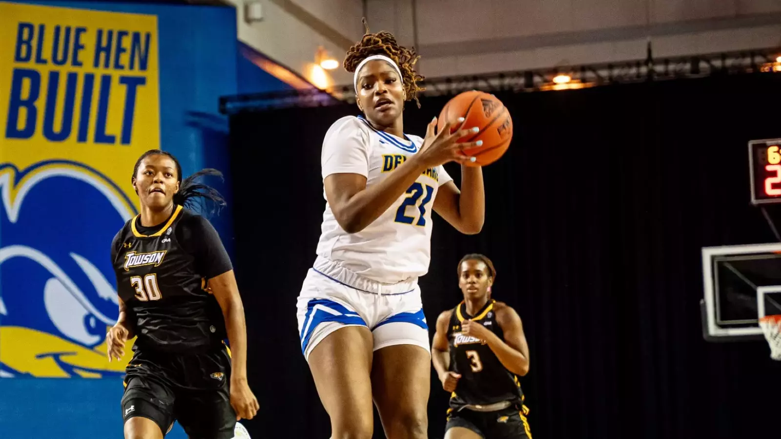 Cherisier Named CAA Rookie of the Week - University of Delaware Athletics