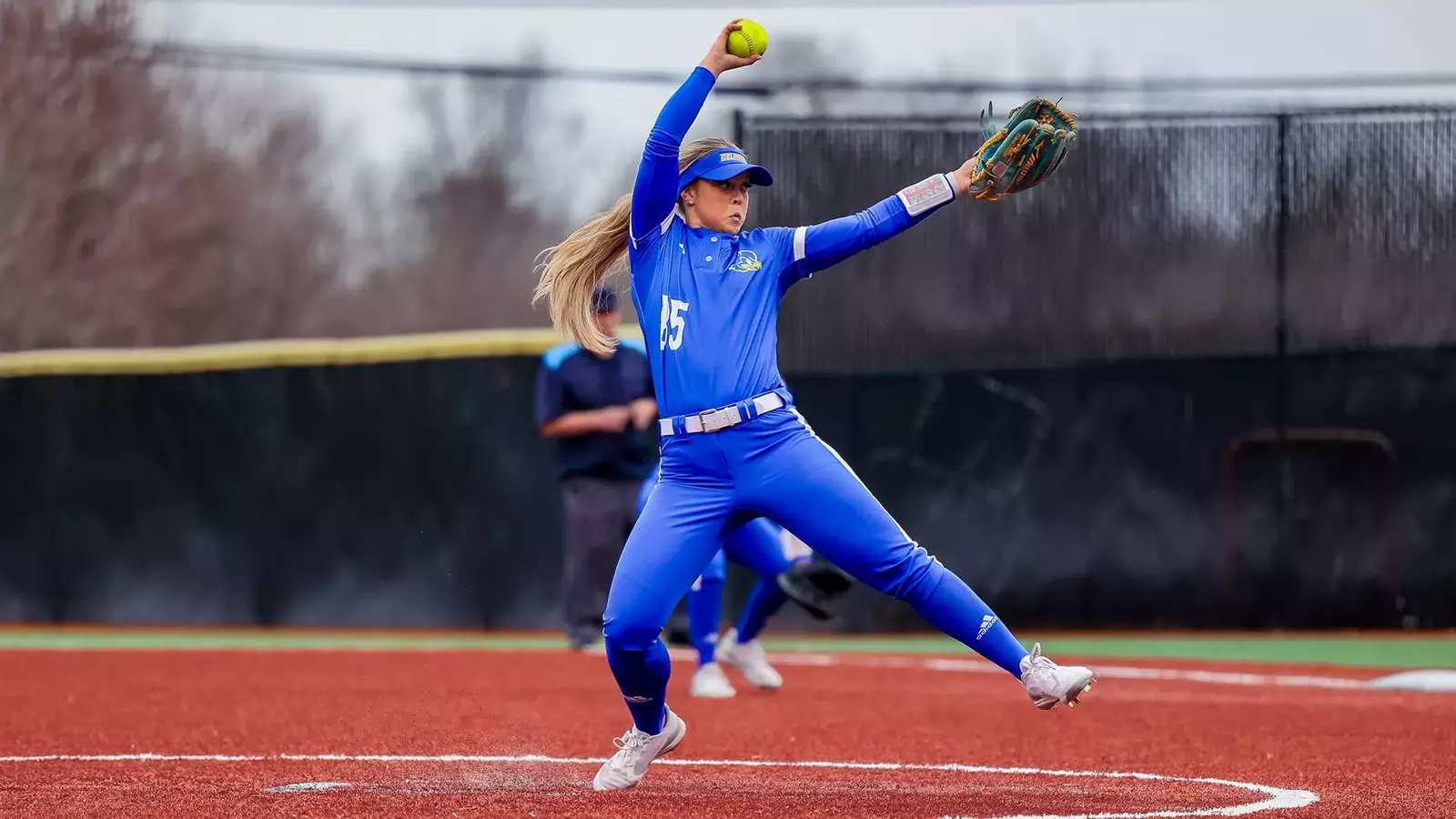 Softball Splits Double Header on First Day of FGCU Invitational ...