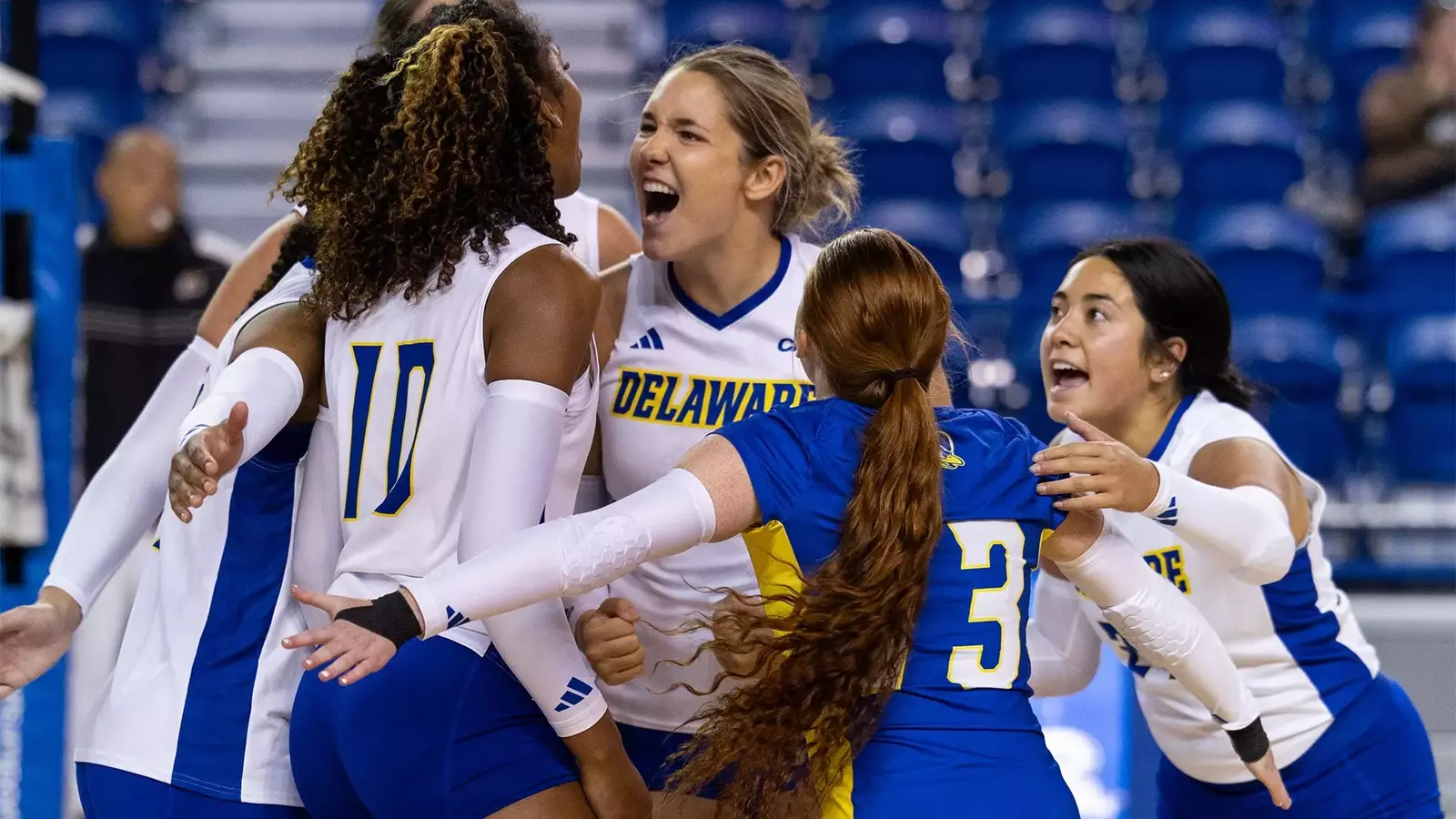 Volleyball Sweeps Kent State To Earn First Win Of Season - University ...