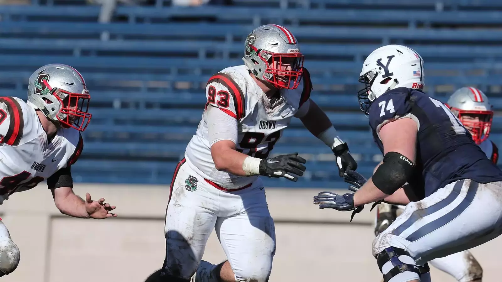 Michael Hoecht Signs With The Los Angeles Rams - Brown University Athletics