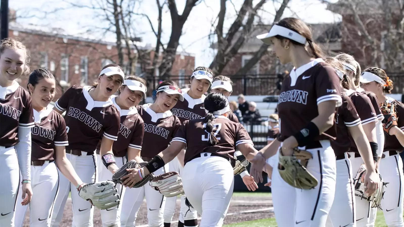 Softball Hosts Cornell For Three Game Series - Brown University Athletics