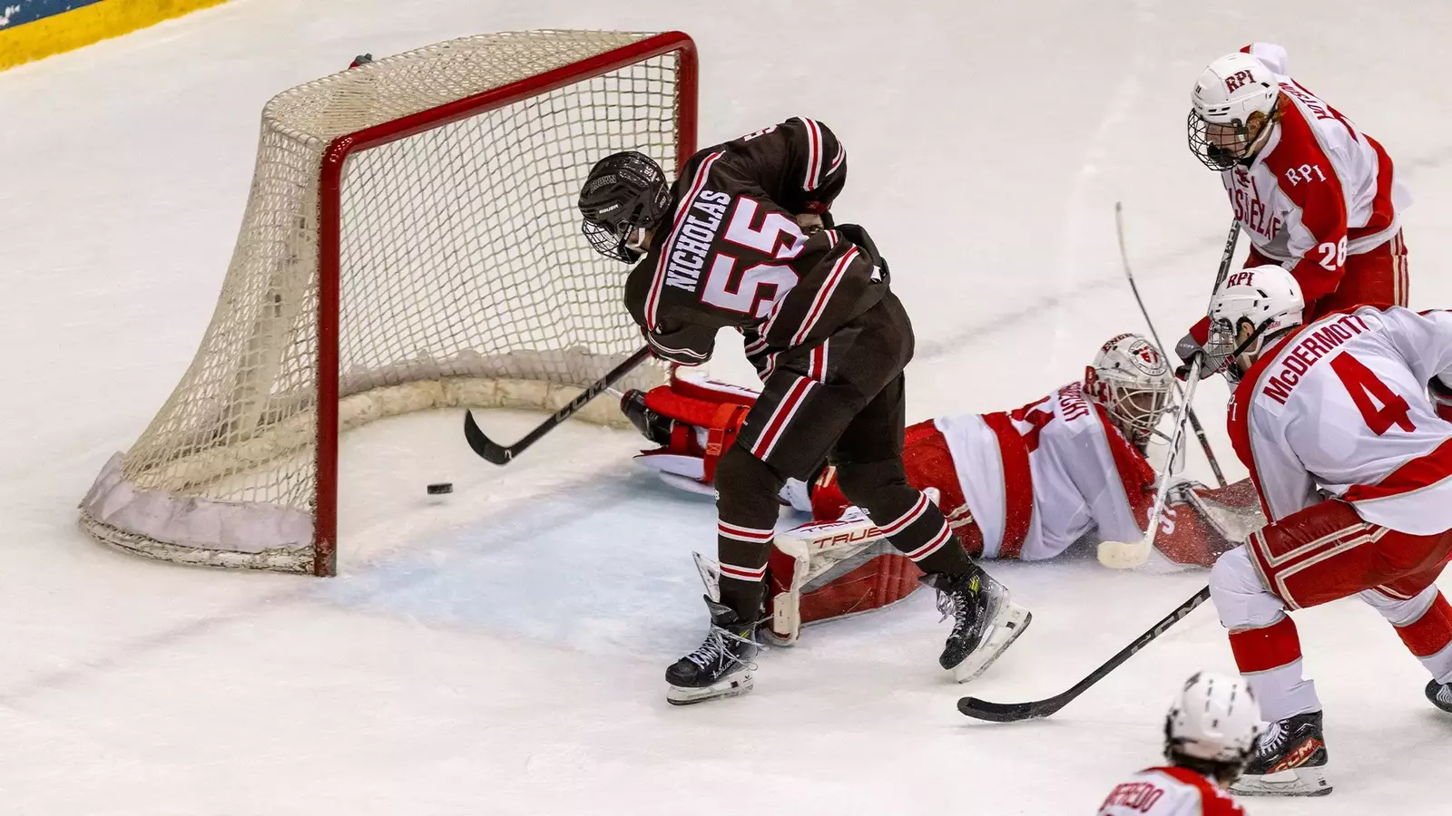 Nicholas's Hat Trick Lifts Men's Hockey to Fifth Straight Win at RPI ...
