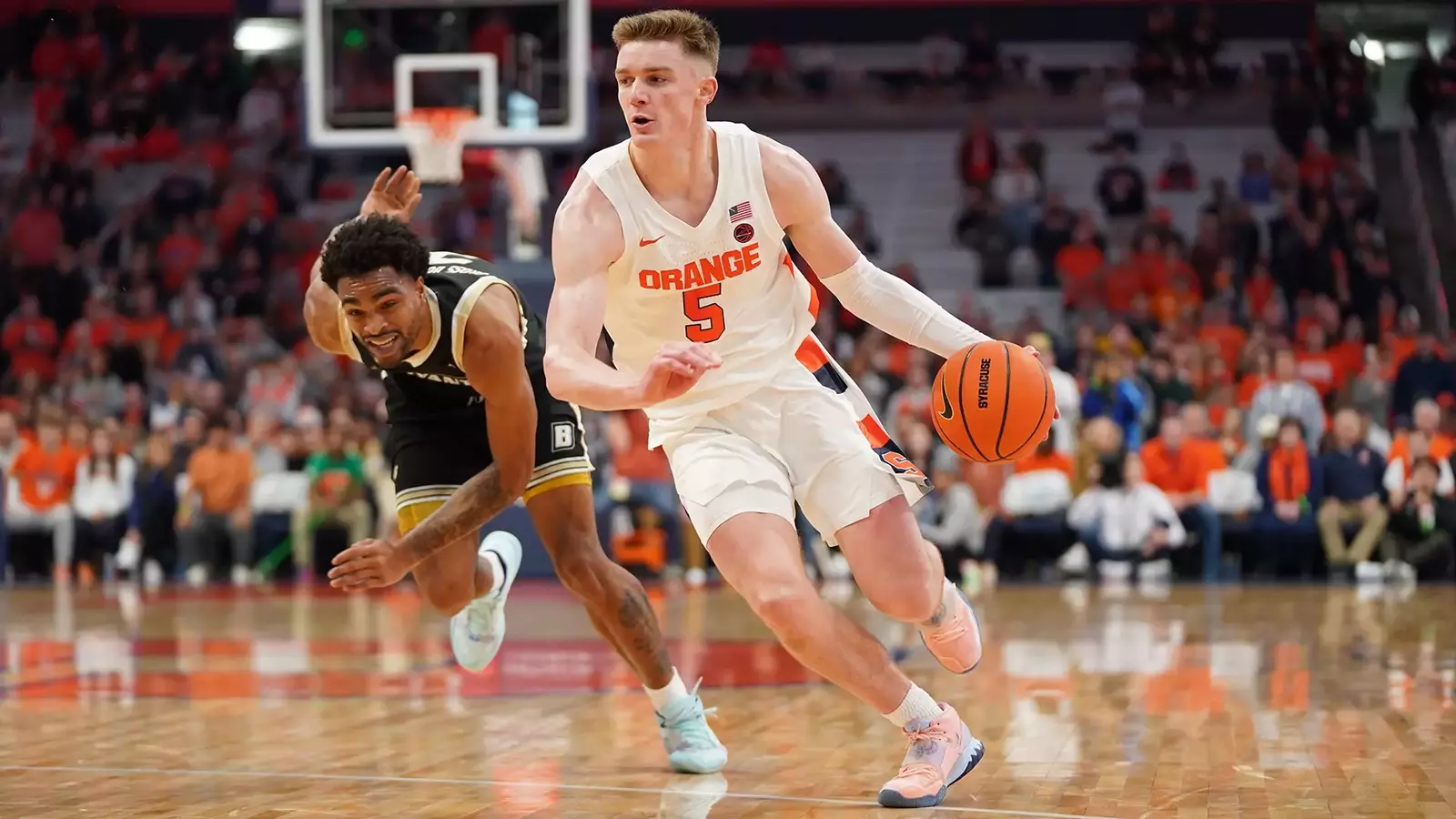 Orange Arrange First Meeting With UNH - Syracuse University Athletics