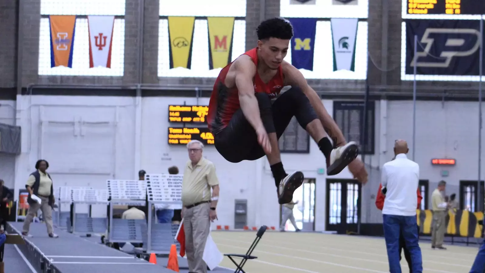 Cardinals Start the 2020 Indoor Season With a Bang - University of ...