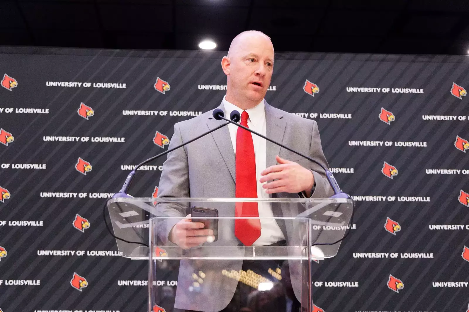 Brohm Adds Offensive Lineman During Second Signing Day - University of ...