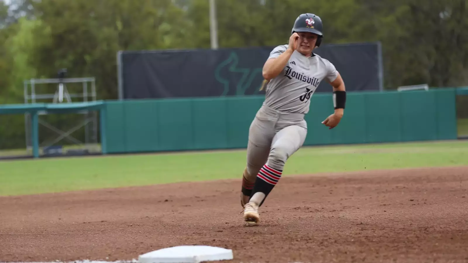 USF Edges Louisville 4-3 - University of Louisville Athletic