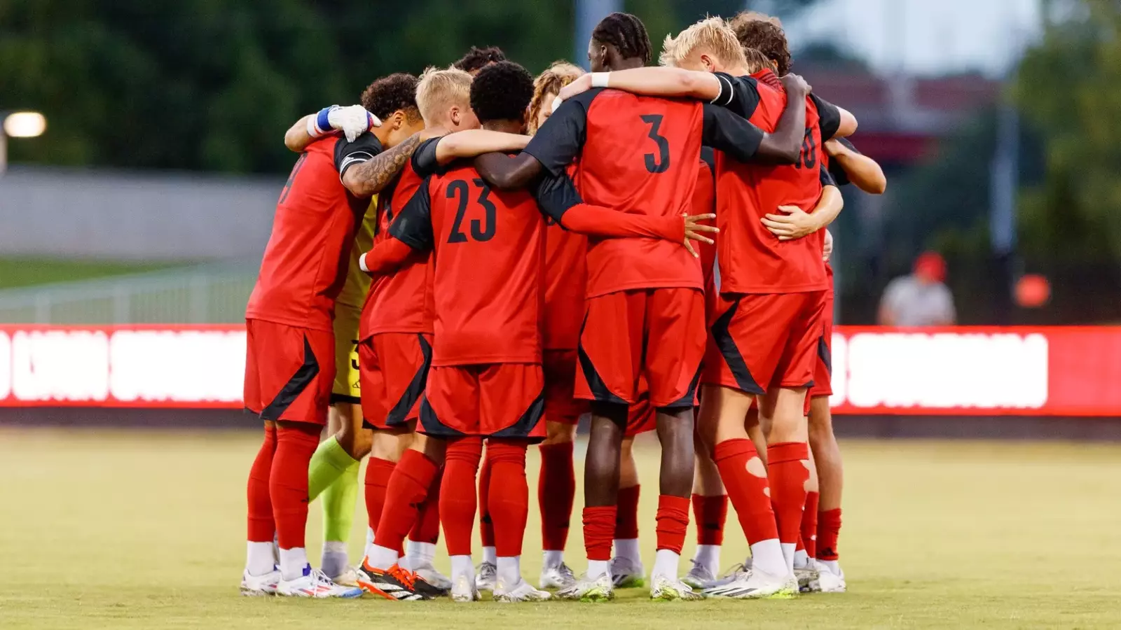 Cardinals Set to Take on No. 7 Pitt - University of Louisville Athletic