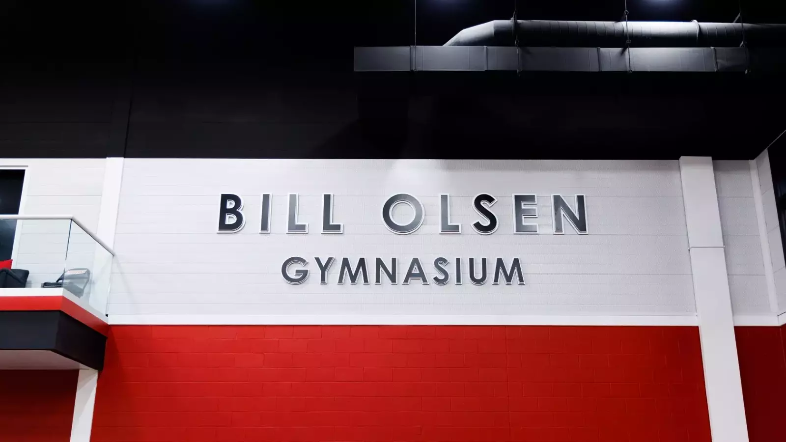Louisville Men’s Basketball Practice Gym Now Named Bill Olsen Gymnasium ...
