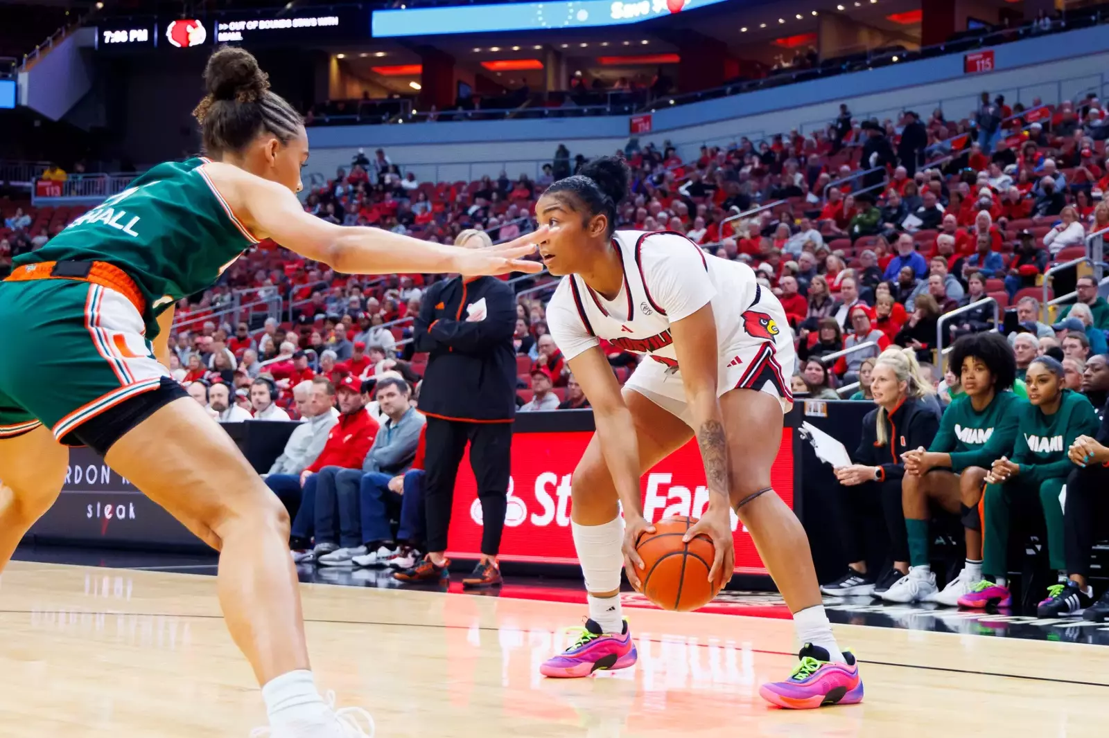 Cards Close Road Trip at SMU - University of Louisville Athletic