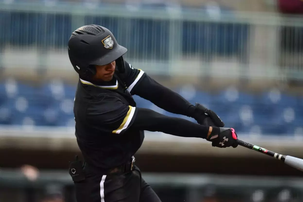 Purdue University Fort Wayne Athletics