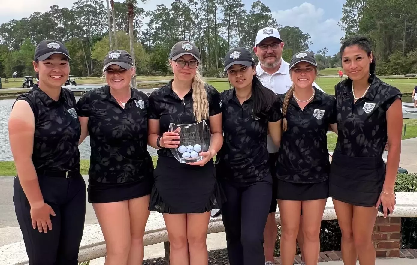 Purdue University Fort Wayne Athletics