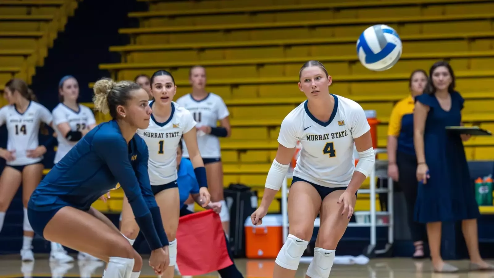 Racers Fall in Five-Set Thriller to Drake - Murray State University ...