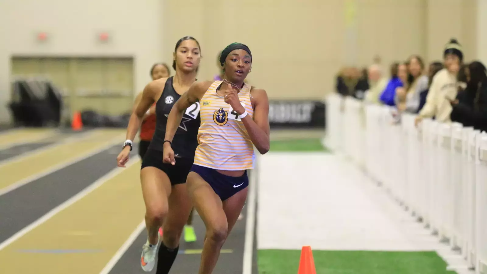 Kayla Bell Named MVC Women’s Co-Track Athlete Of The Week - Murray State University Athletics