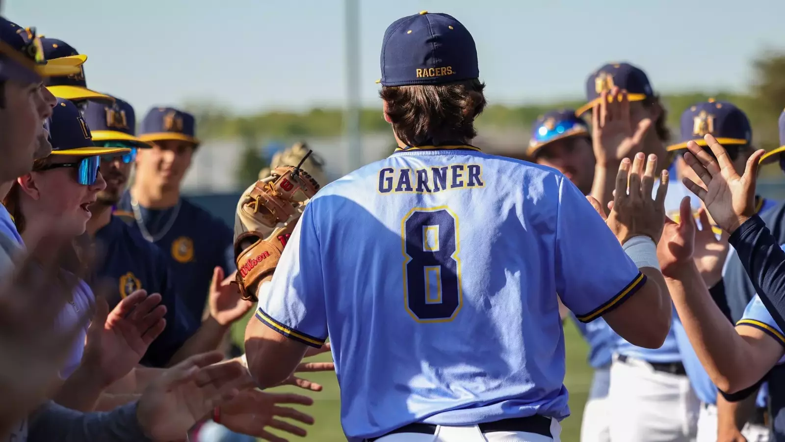 Garner Takes Mvc Player Of The Week Racers Head To Semo For Tuesday