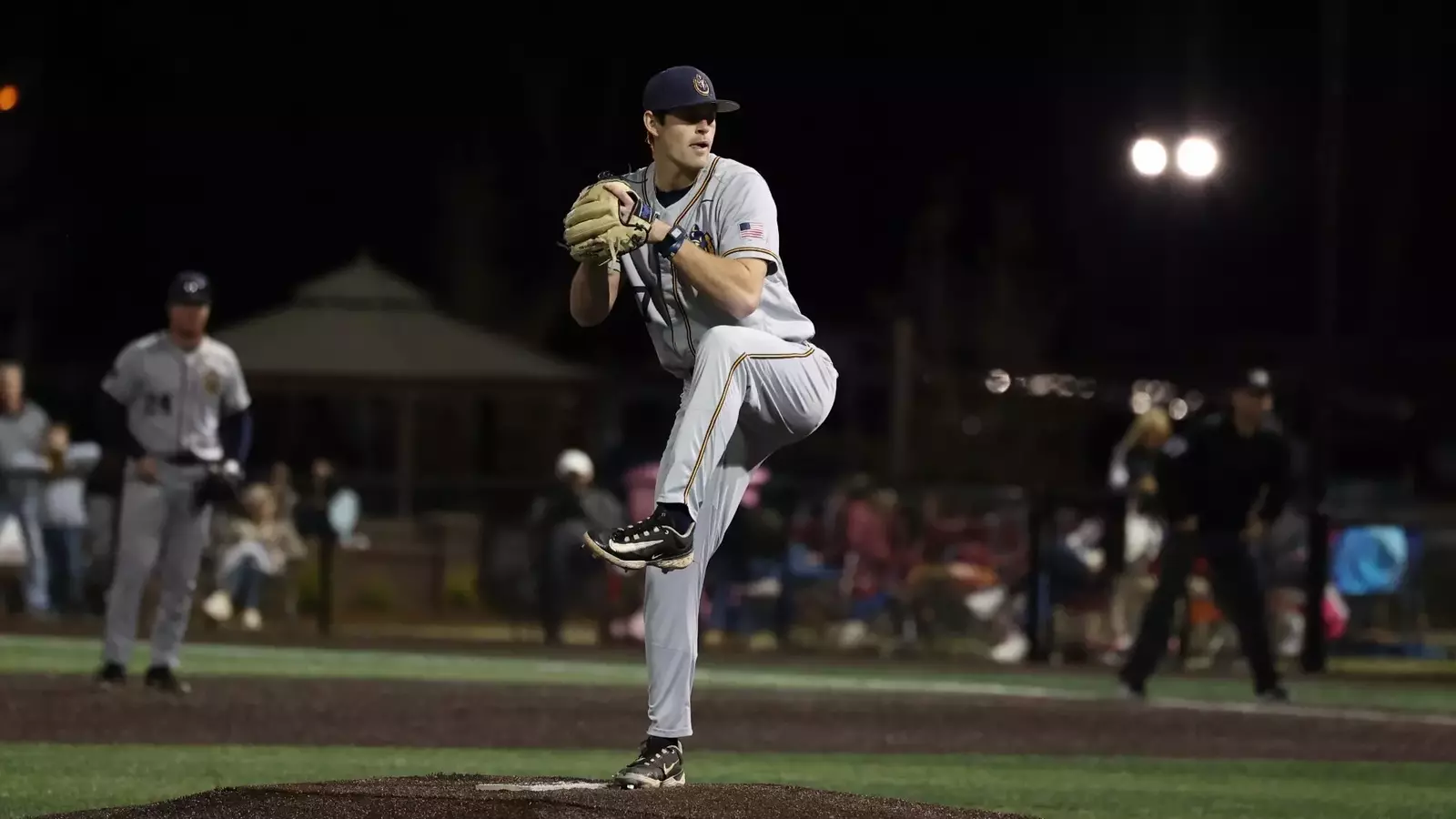 Pennington Reaches Milestone, Racers Take Game One - Murray State ...