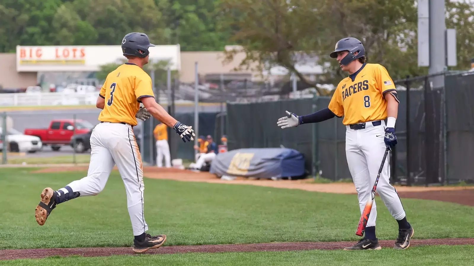 Racers Travel To Springfield For Conference Clash With The Bears ...