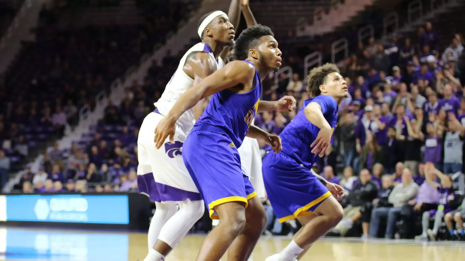 University of Missouri Kansas City Official Athletics Website