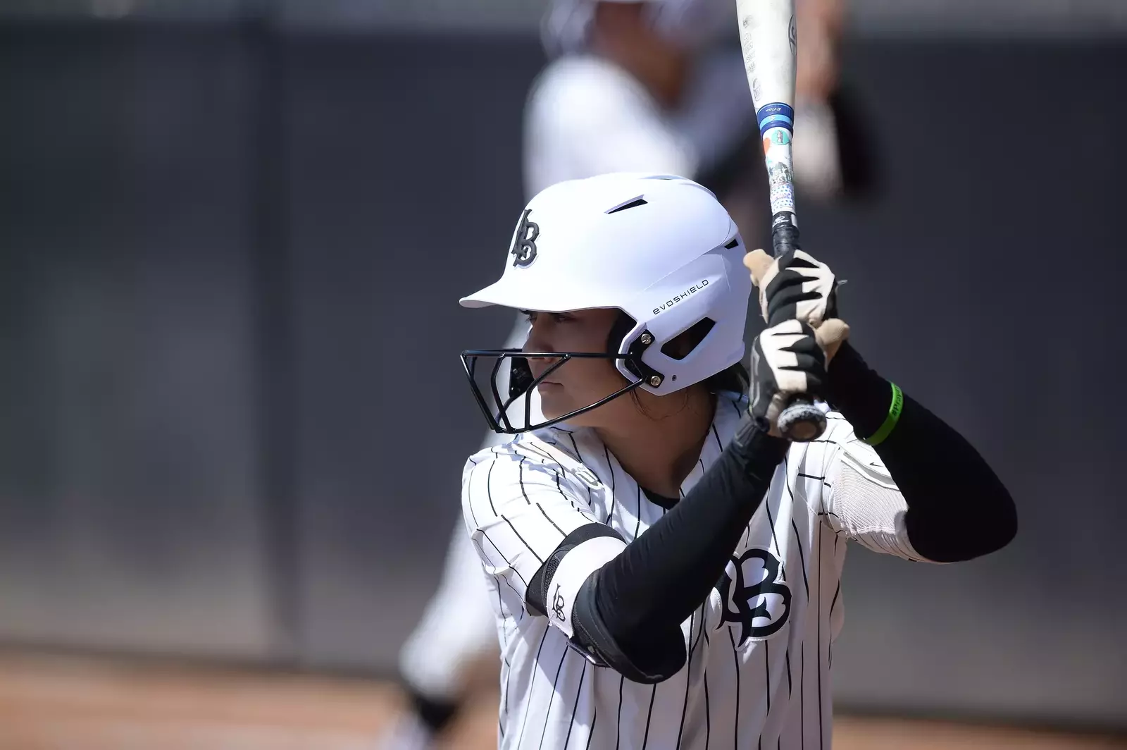 Softball Falls In 13-Inning Marathon - Long Beach State University ...