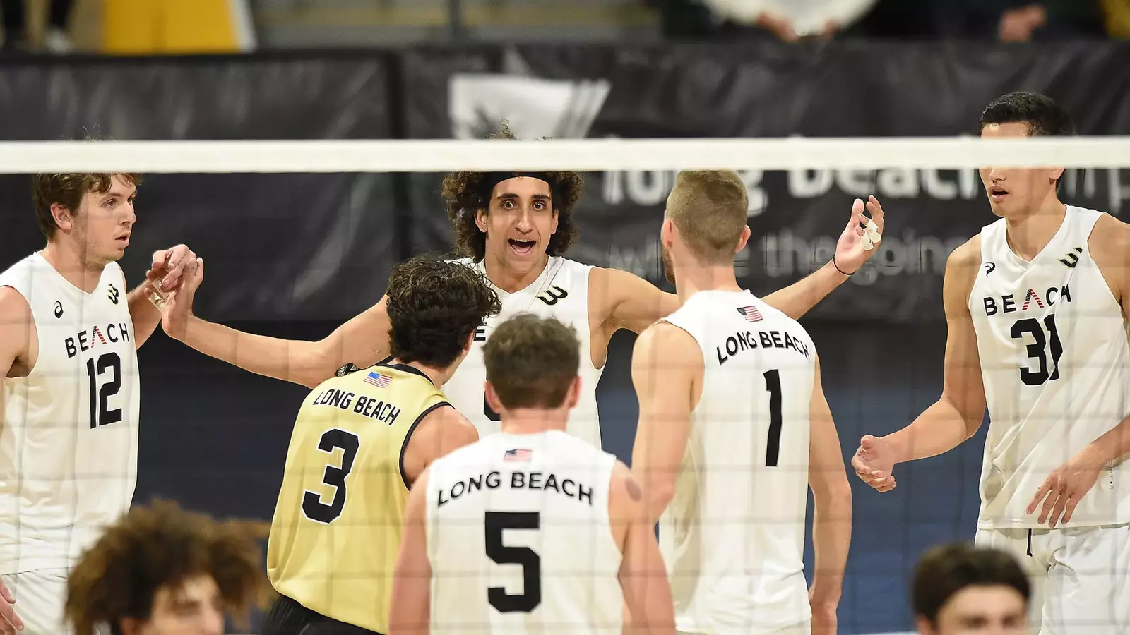No. 4 Beach Men’s Volleyball Sweeps No. 11 USC - Long Beach State University Athletics