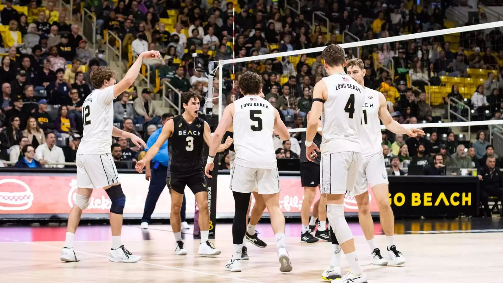 No. 2 Long Beach State Sweeps No. 1 Hawaii, Extends Winning Streak To ...