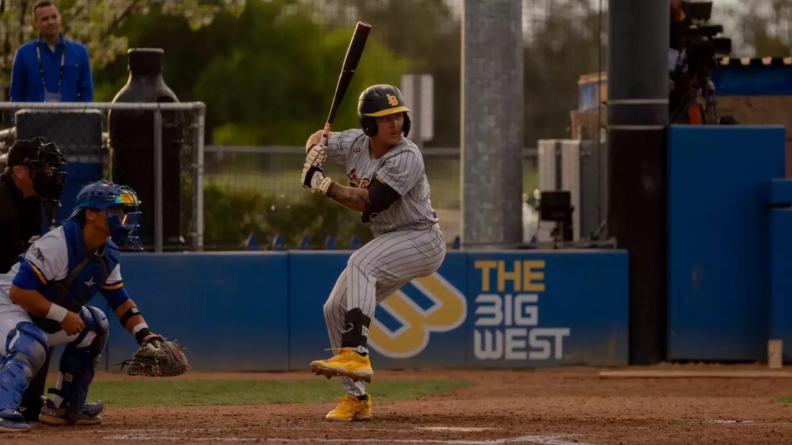 The Dirtbags Halt The 'Runners 4-1 - Long Beach State University Athletics