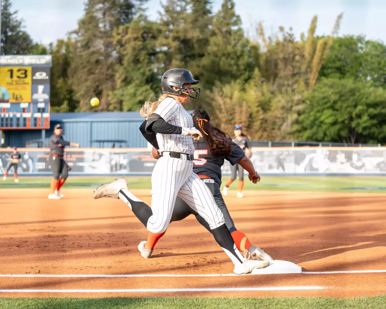 Cal State Fullerton Wins Opener In Decisive Series 4-1 - Long Beach ...