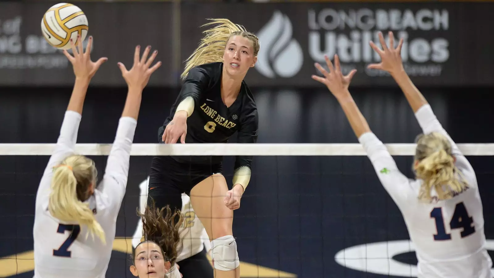 Long Beach State Downs UC Irvine On The Road In The Black & Blue ...