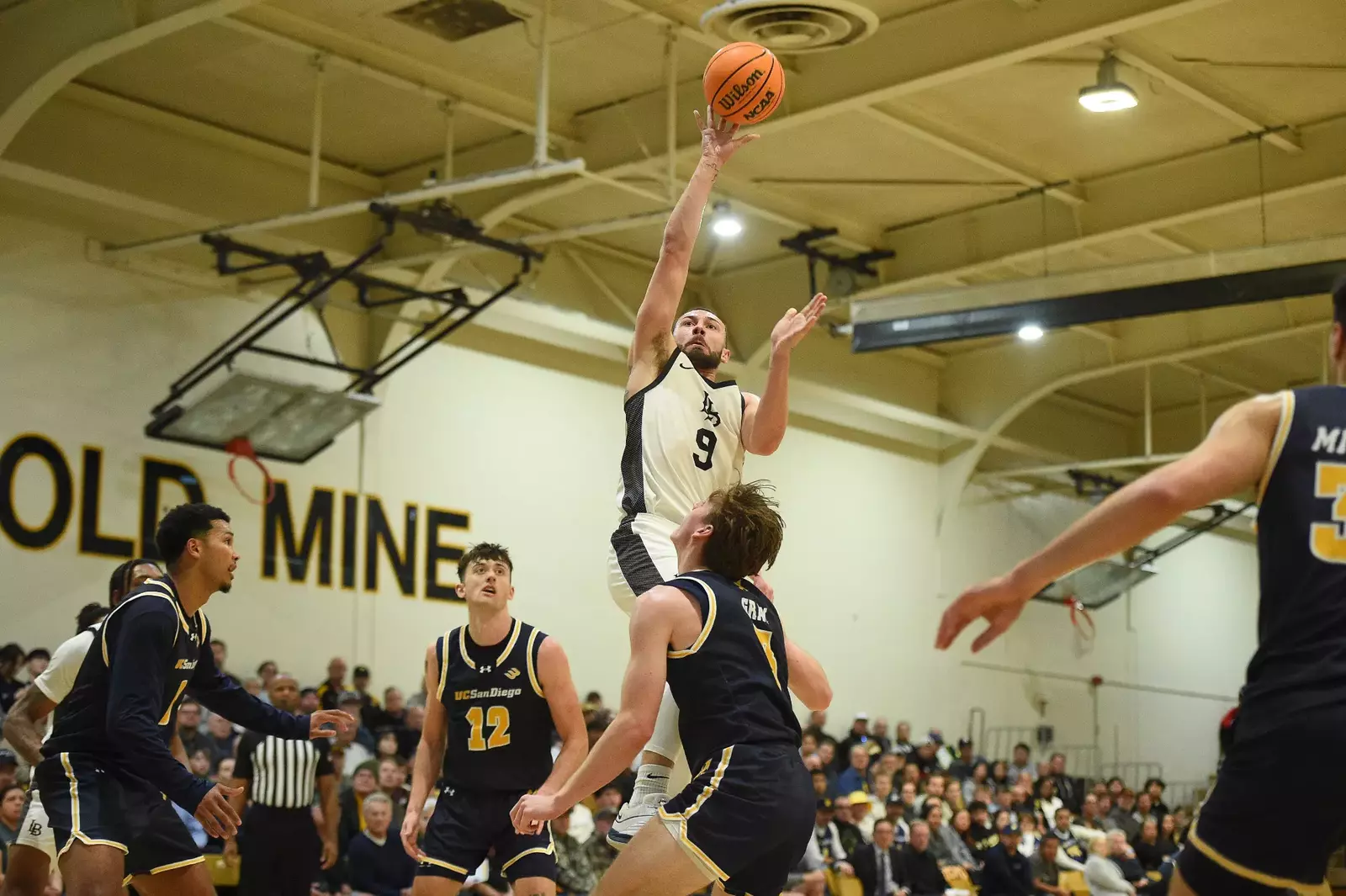 Men's Basketball To Host Cal State Fullerton In The Goldmine - Long ...