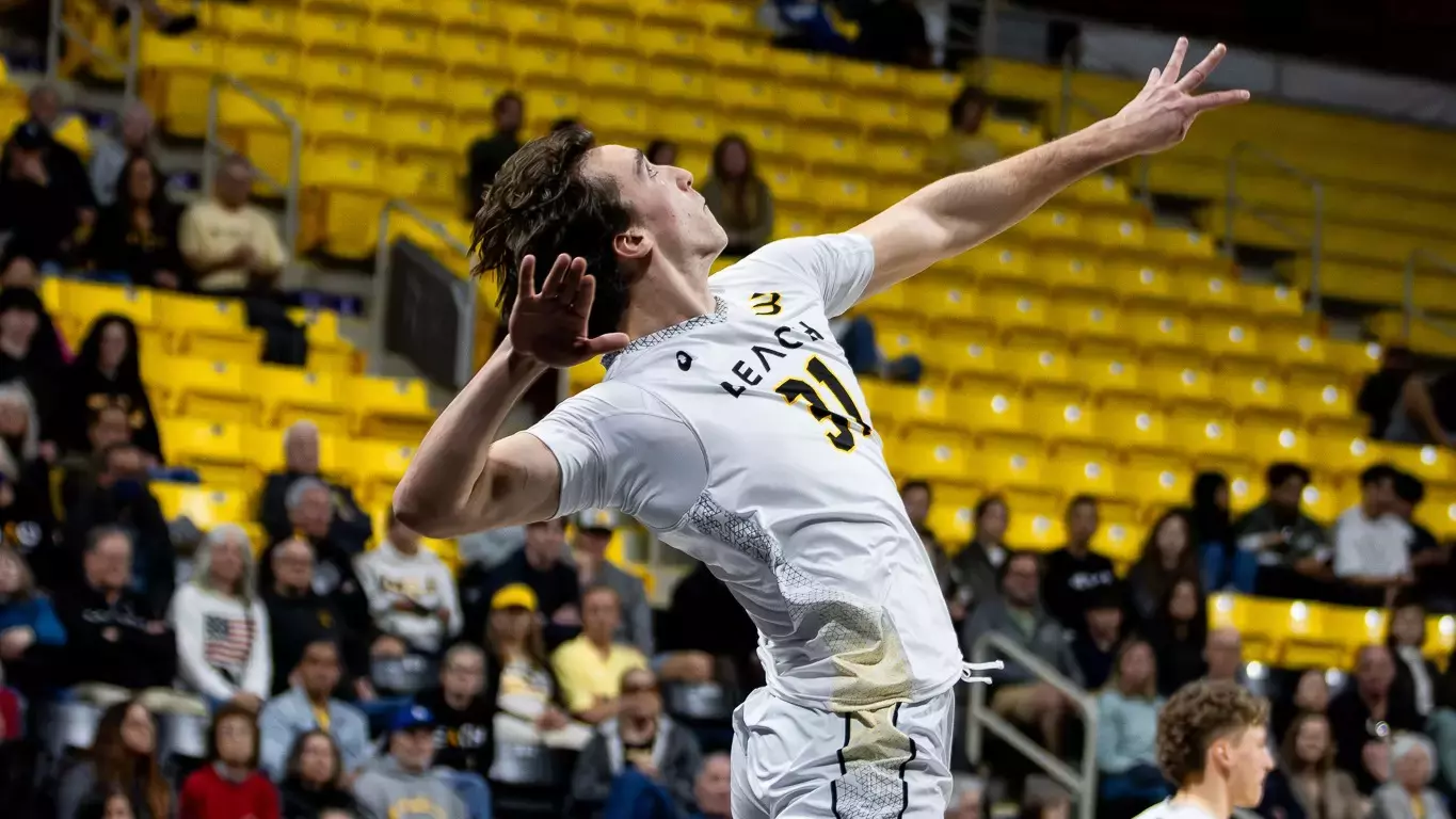 No. 2 LBSU Defeats No. 12 Lewis 3-1 - Long Beach State University Athletics